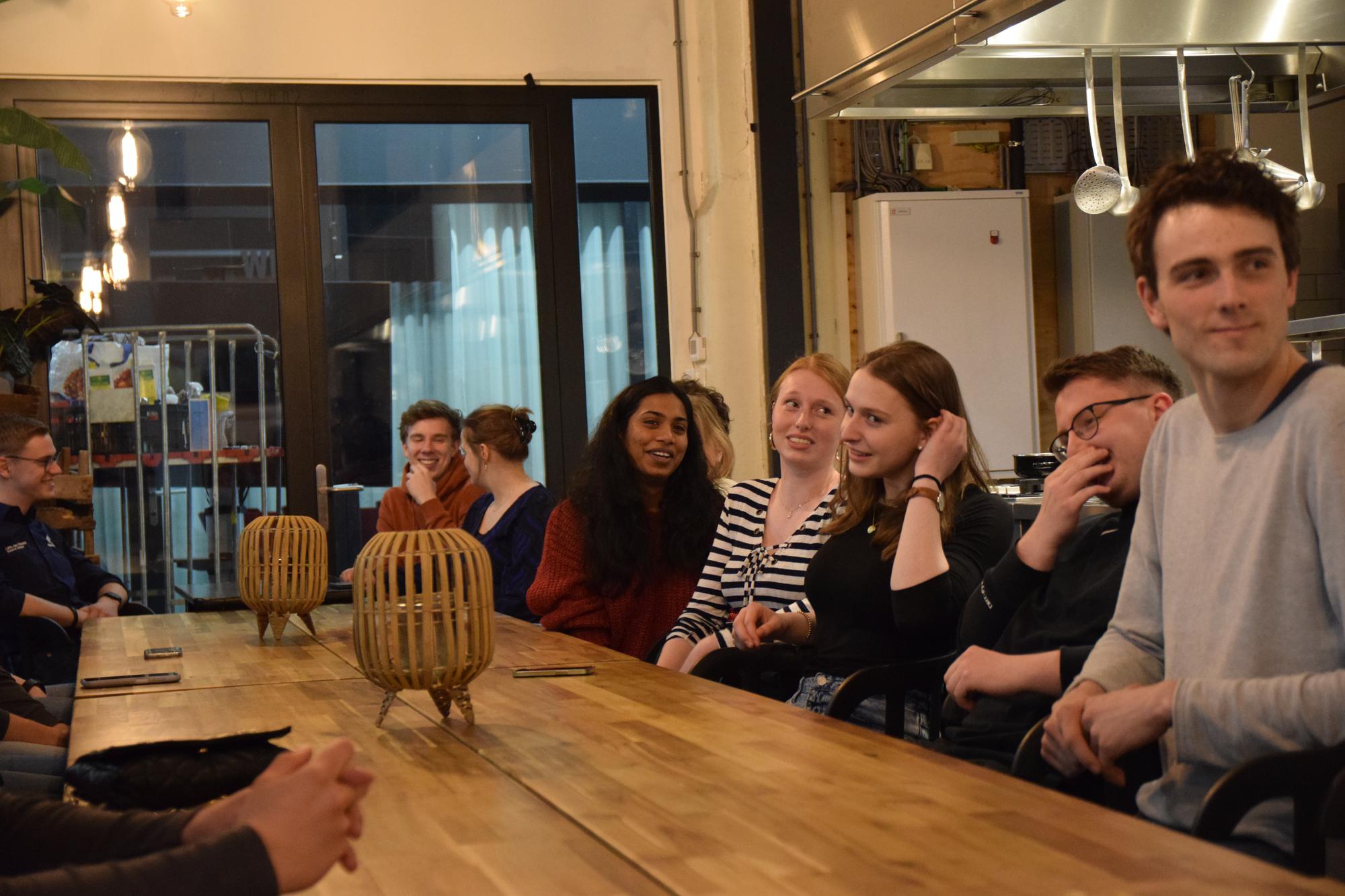 W.S.G. Isaac Newton - Photos