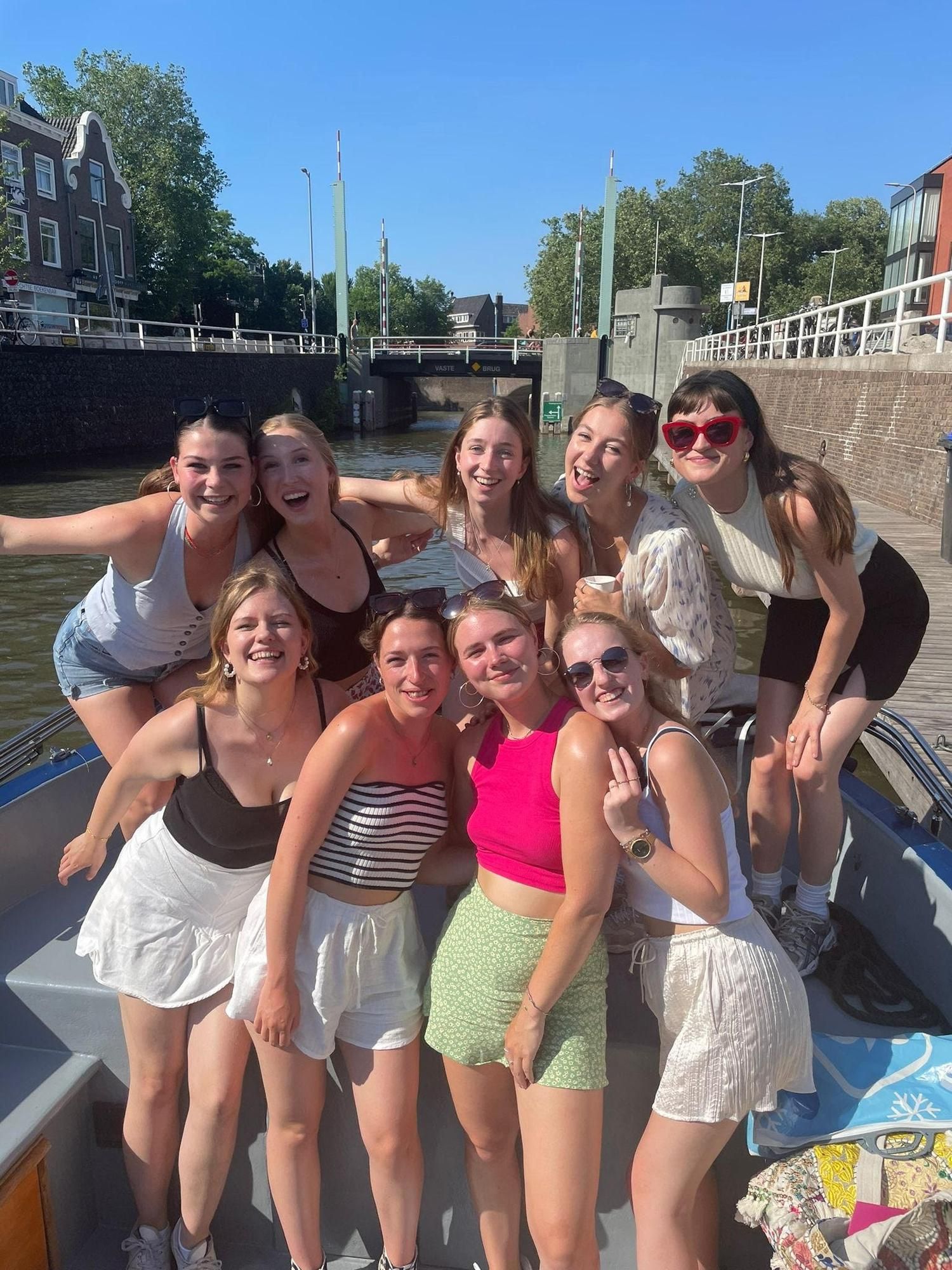 Utrechtse Studenten Vereniging TwintigTwintig - Disputen